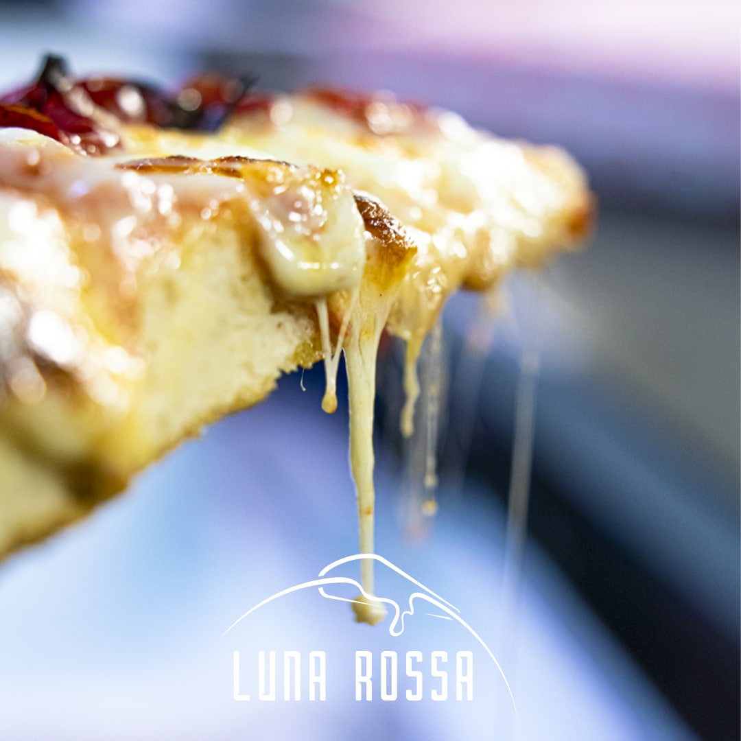 Il Trancio Artigianale Italiano di Luna Rossa | Pizzeria | Cormano